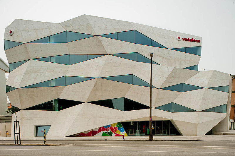 Vodafone Headquarters Building Oporto – Diagonality